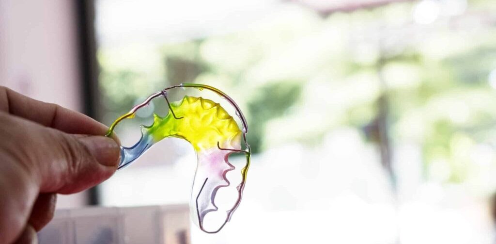 Fixed & Permanent Retainers in Las Vegas | Absolute Dental